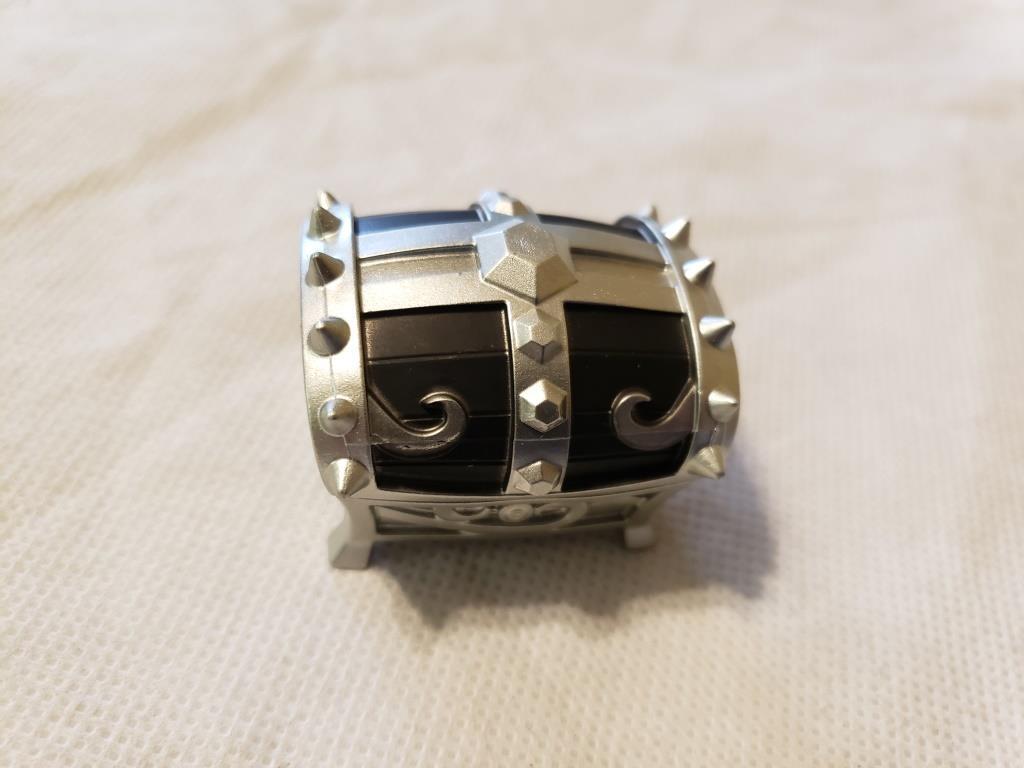 Skylanders Imaginators SILVER MYSTERY CHEST Figure - Buy 3 get 1 Free ...