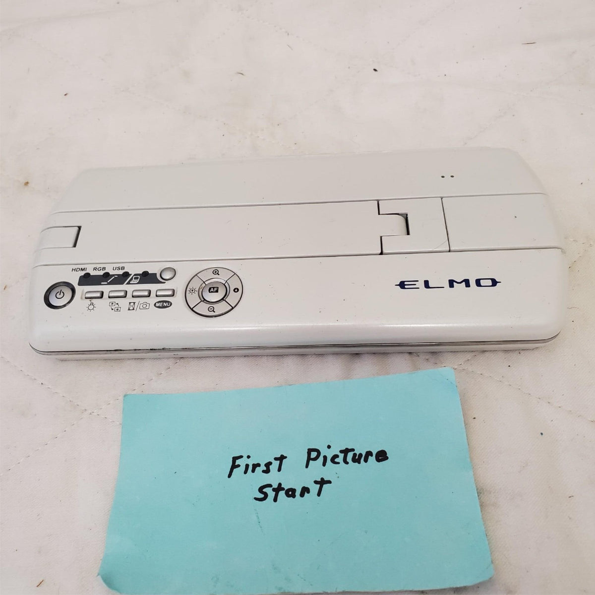 Elmo MO-1 White Visual Preseter Document Camera – TexasConsignmentShop