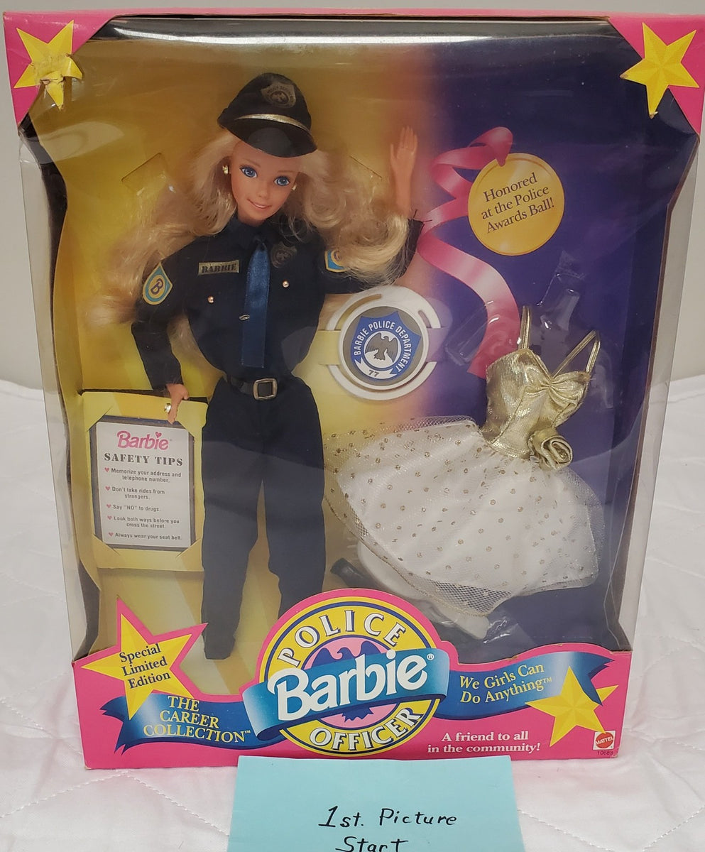 Vintage 1993 Police Officer Barbie Doll Super Rare Mattel Career Serie ...